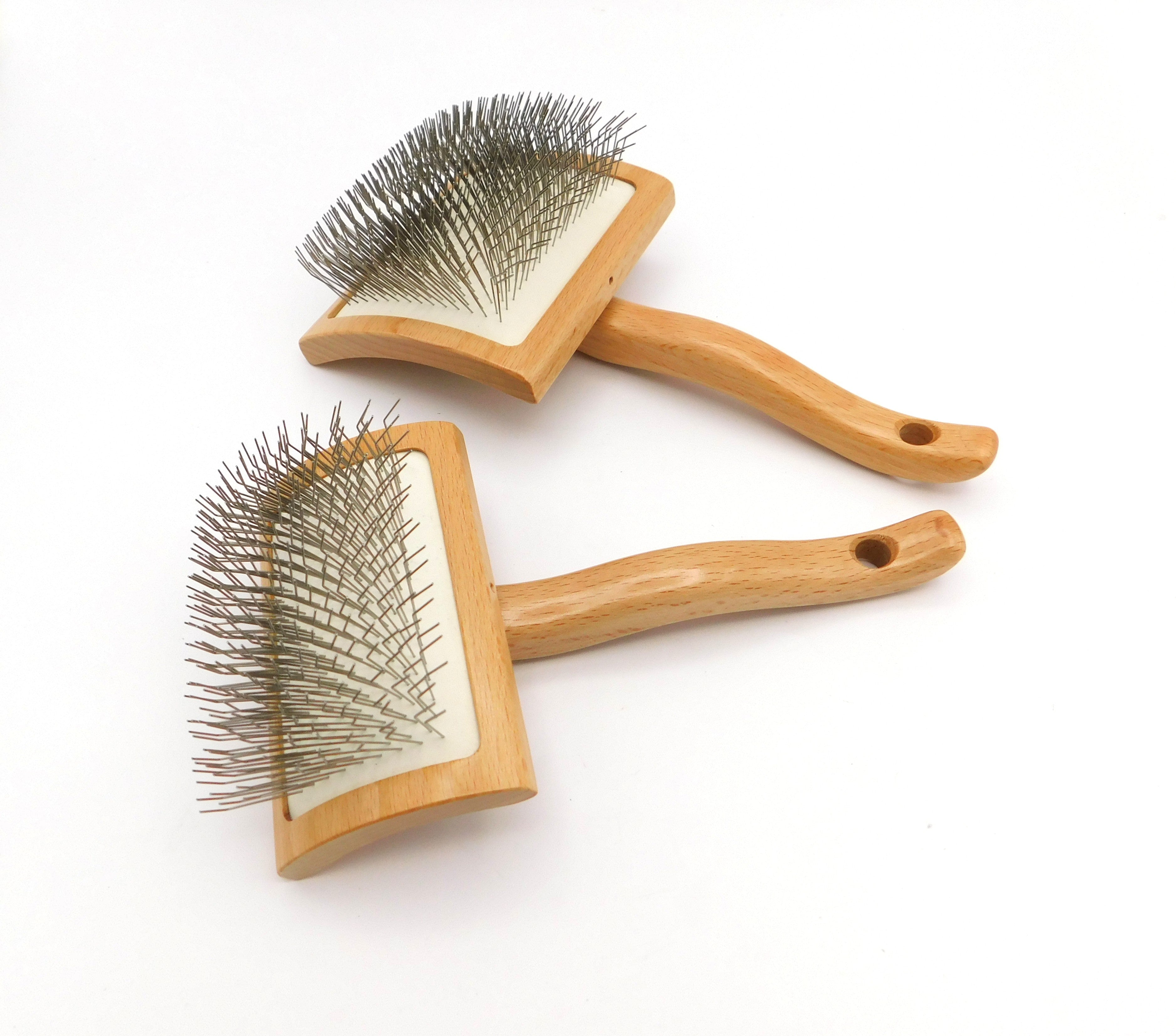 AGS Curved Wood Slicker Brushes – Affordable Grooming Shears